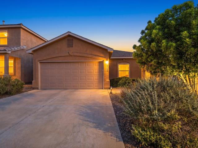 916 Kipuka Drive NW