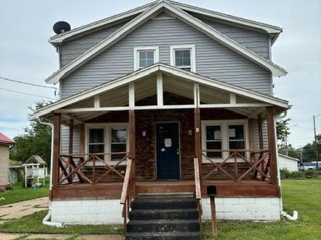 916 Ingersoll Pl, South Beloit, IL 61080