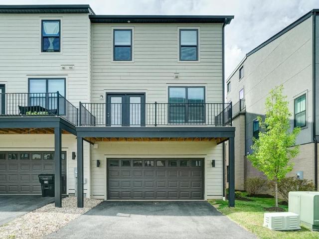 916 Orion Ln
