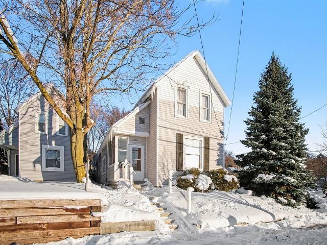916 Lafayette Avenue