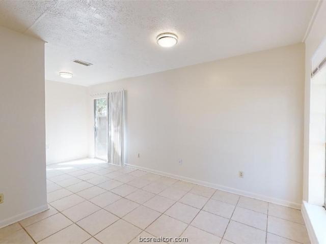 916 Navarro Drive
