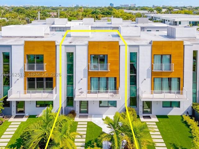 916 NE 4th St, Fort Lauderdale, FL 33301