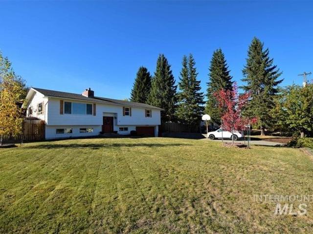 916 S Idaho Ave, Grangeville, ID 83530