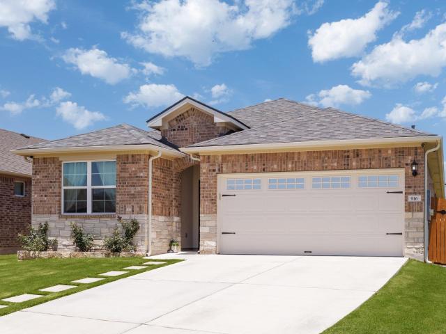 916 Scott Ct