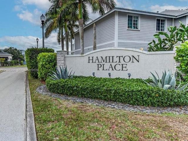 916 SE 17th Ct, Homestead, FL 33034