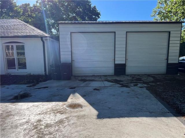 916 Spring Hill Court