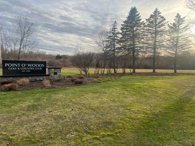 916 Point O Woods Drive, Benton Harbor, MI 49022 | MLS #26011 | Compass