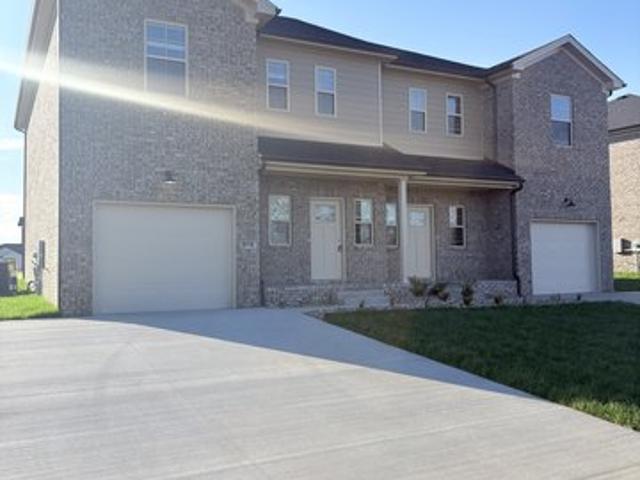 916 Rodeo Ln, Bowling Green, KY 42101