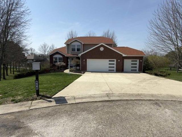 916 Rosewood Dr, Richmond, IN 47374
