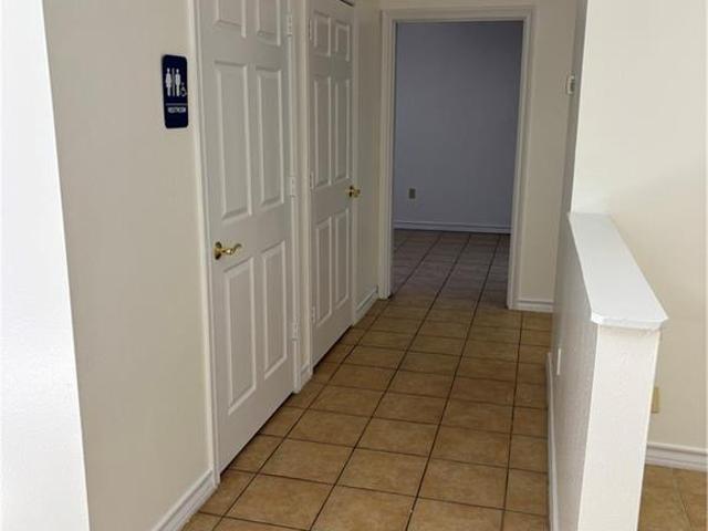 916 W Nolana Loop C