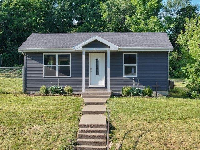 916 W Reed St, Moberly, MO 65270