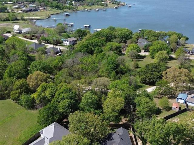 916 Woodland Drive