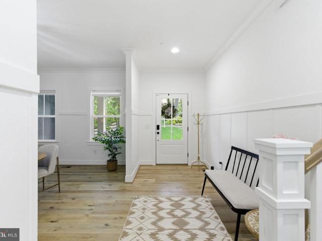 916 Waterview Drive