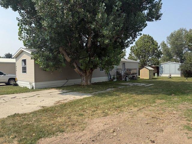 916 Willow Ave, Lewistown, MT 59457