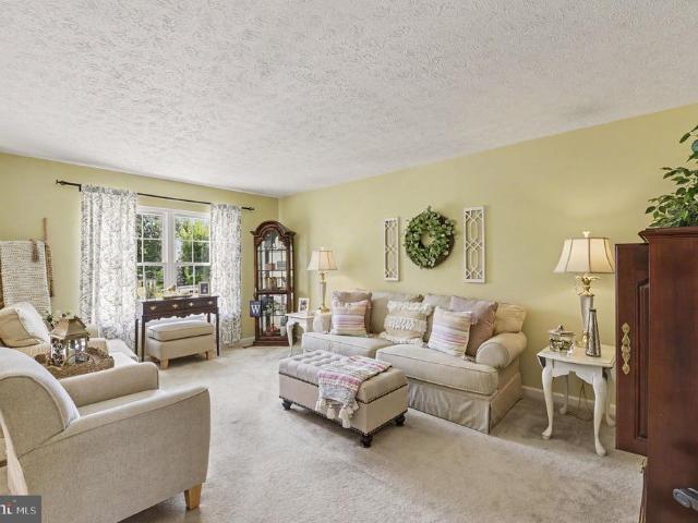 916 Winters Court