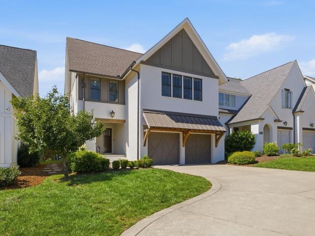 916B Gale Ln