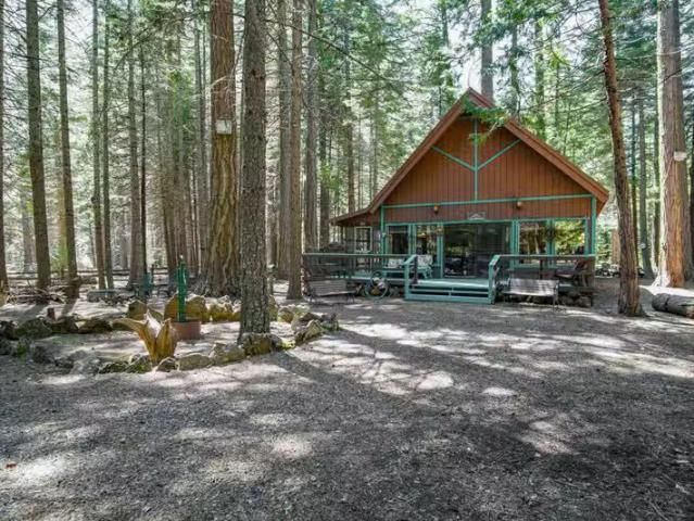 9176 AMBER WAY, SHINGLETOWN, CA 96088 Single Family Residence.