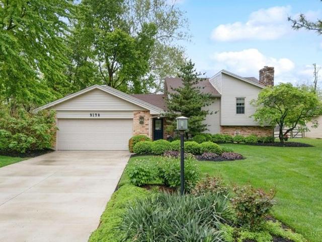 9178 Woodstream Ln, Washington Township, OH 45458