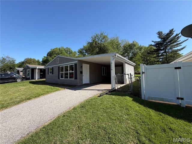 9170 Harold Dr, Woodson Terrace, MO 63134 | MLS #26025