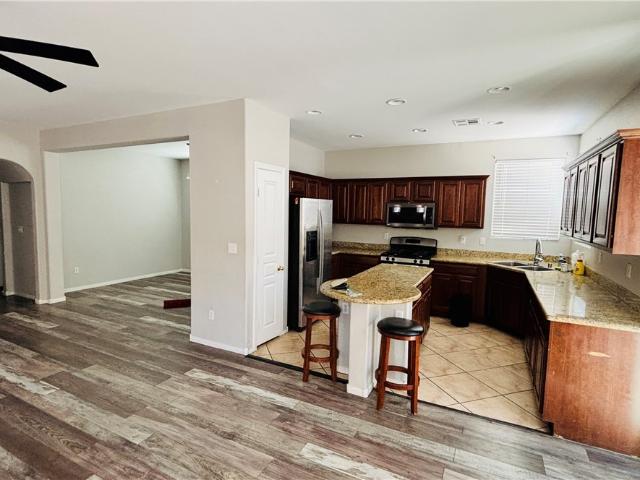 9171 Vintage Wine Avenue