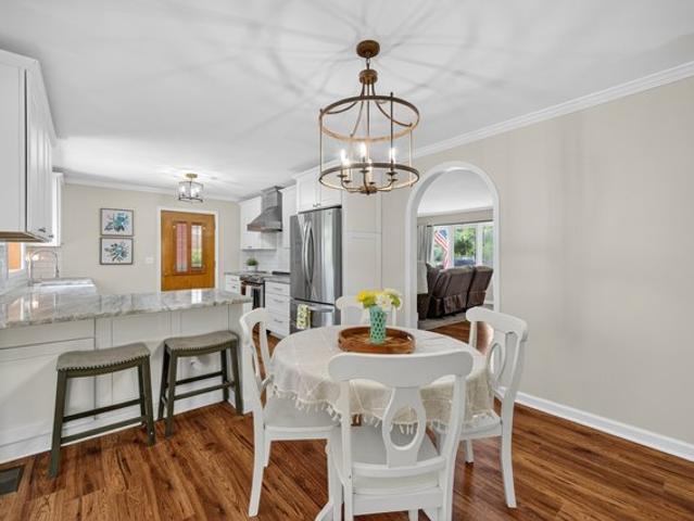 917 2nd Ave, Fayetteville, TN 37334