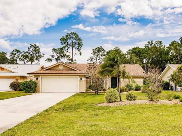 917 Charlemagne Blvd, Naples, FL 34112