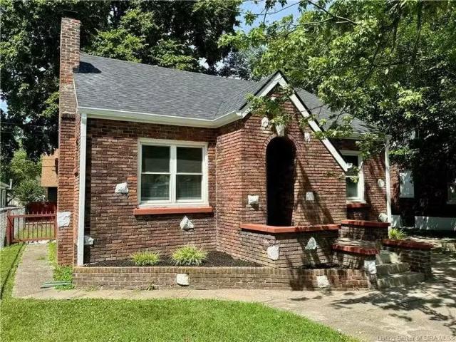 917 Cherry Drive, Jeffersonville, IN 47130 650468925