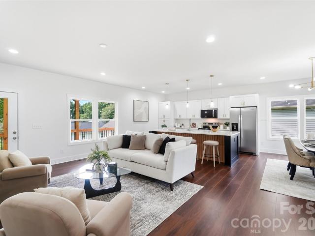 917 Bethpage Road