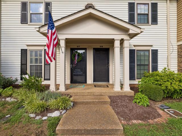 917 Brentwood Pt