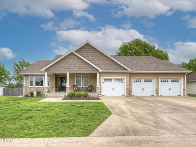 917 Dogwood Trail Loop, Carl Junction, MO 64834