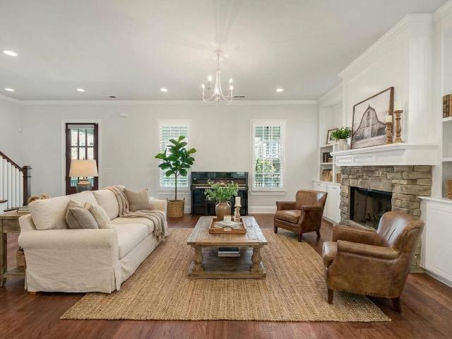 917 Dauphine St, Nashville, TN 37221 | MLS #3206 | Compass