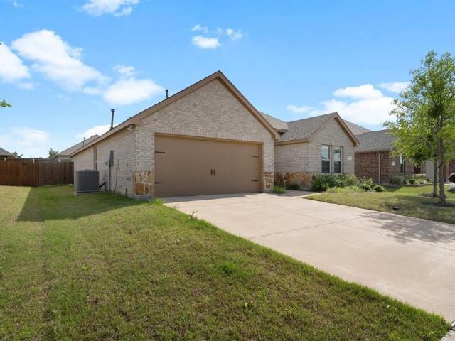 917 Dewy Glen Lane