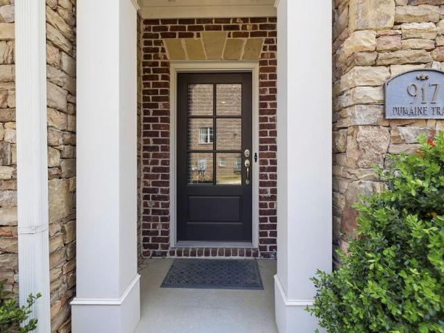 917 Dumaine Trce, Atlanta, GA 30328 | MLS #7746 | Compass