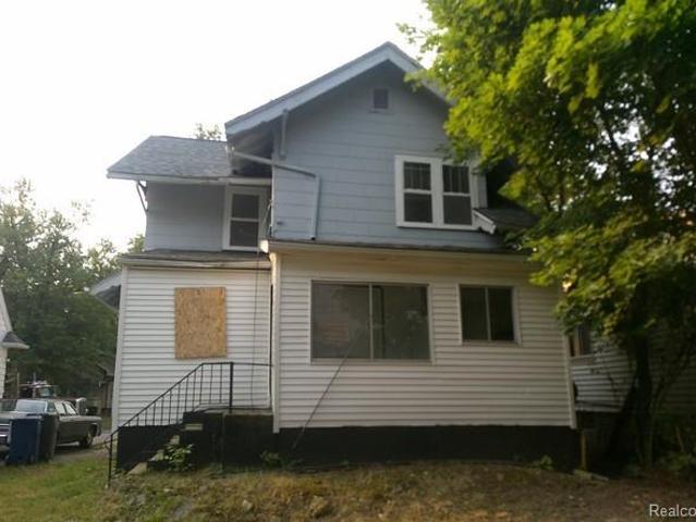 917 E 8th Street