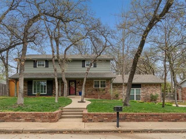 917 E 11th St, Edmond, OK 73034