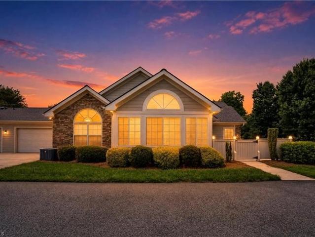 917 Eagle Rd, Greensboro, NC 27407