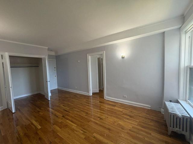 917 Eastwood LLC Studio Apartment for Rent at 917 W Eastwood Ave, Chicago, IL 60640 Uptown