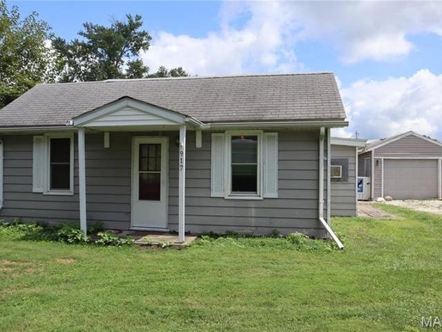 917 Forest St, Jerseyville, IL 62052