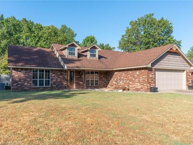 917 Fairview Ln, Greenwood, AR 72936