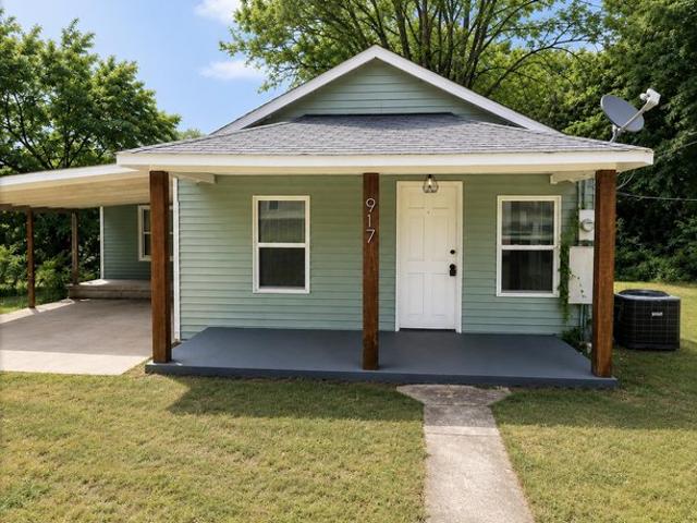 917 Heights Rd, Benton, AR 72019