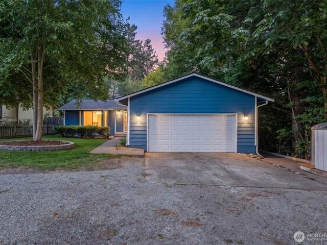 917 N 7th Ave SW, Tumwater, WA 98512