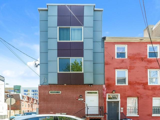 917 N 15th Street 2 Bedroom Apartment for Rent at 917 N 15th St, Philadelphia, PA 19130 Avenue of the Arts North