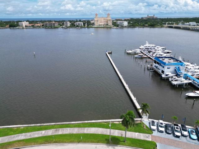 917 N Flagler Dr, Unit 409, West Palm Beach, FL 33401 | MLS #R11126