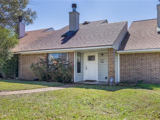 917 Navidad St, Bryan, TX 77801 | MLS #26003 | Compass