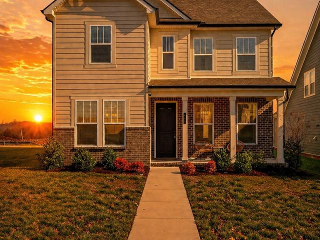 917 Nance Ln