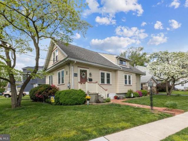 917 Newton Ave, Oaklyn, NJ 08107