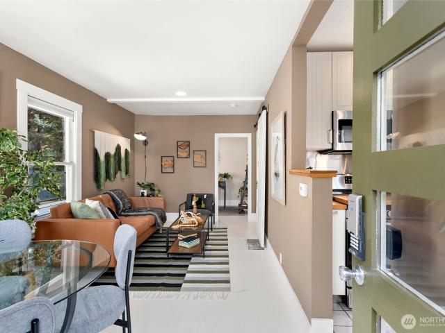 917 NE 72nd Street