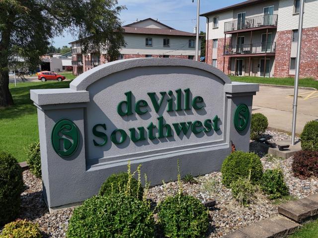 917 southwest blvd apt c