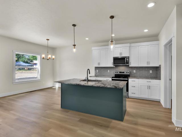 917 Sierra St