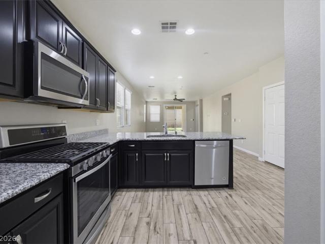 917 Spiracle Ave, Henderson, NV 89002 | MLS #2803